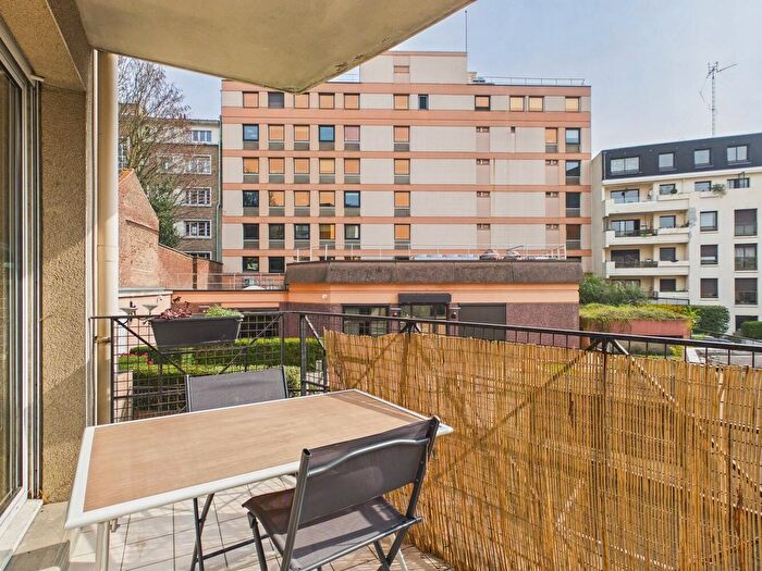 Appartement à louer - Vieux Lille - 2 pièces - 1 chambre