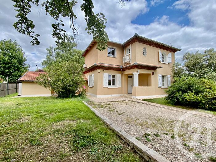 Maison à louer - Vernet - 6 pièces - 5 chambres