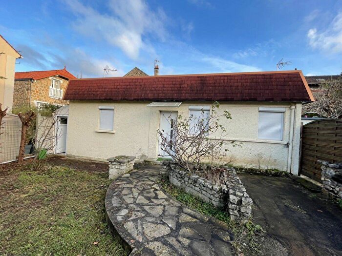 Maison à louer - Ermont - 2 pièces - 1 chambre