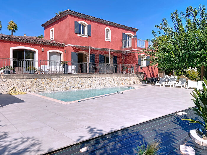 Maison à vendre - Biot - 8 pièces - 4 chambres