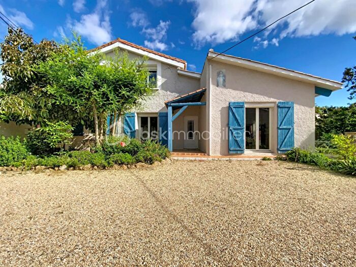 Maison 6 pièces à vendre à Pomérols