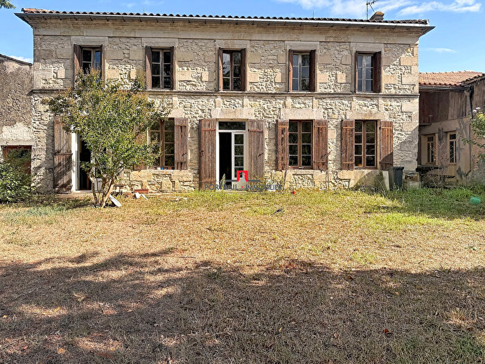 Maison 7 pièces à vendre à Cartelègue