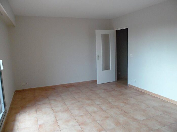 Appartement à louer - Olbius Riquier-Nartettes, Hyères - 1 pièce