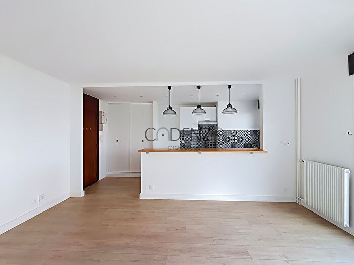 Appartement 2 pièces à louer à Courbevoie, Bécon