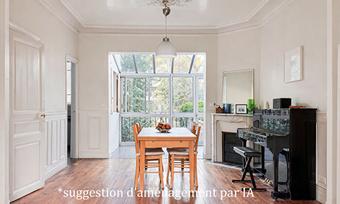 Asnières-sur-Seine, Centre-ville : Maison 7 pièces à vendre