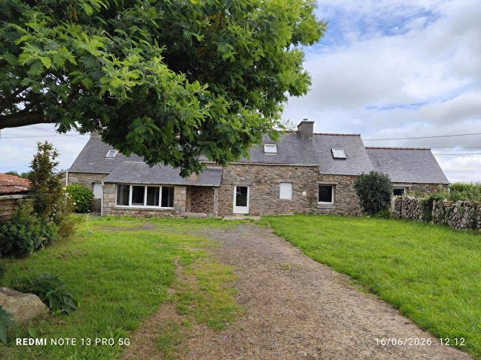 Maison 3 pièces à Lanhouarneau, à louer