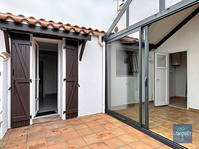 Maison à louer - Saint-Gilles-Croix-de-Vie - 3 pièces - 1 chambre