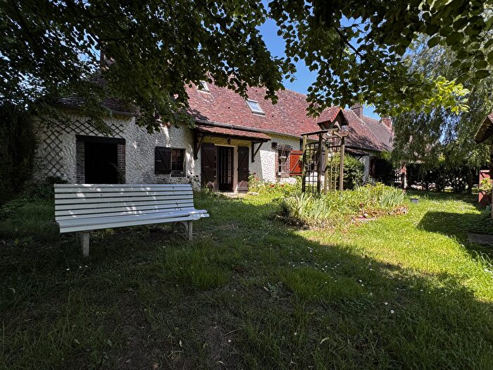 Maison 5 pièces à Combres, à vendre