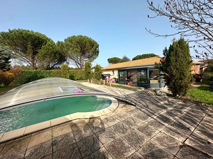 Maison à vendre - Saint-Symphorien - 5 pièces - 4 chambres