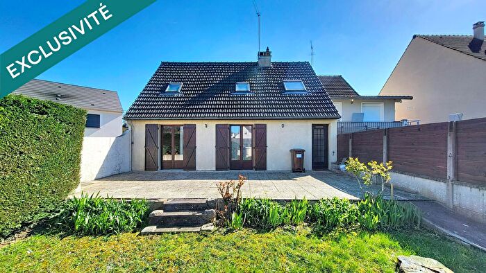 Maison à vendre - Ris-Orangis, Mairie, Hameaux - 5 pièces - 3 chambres