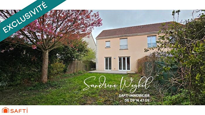 Maison à vendre - Persan - 4 pièces - 3 chambres