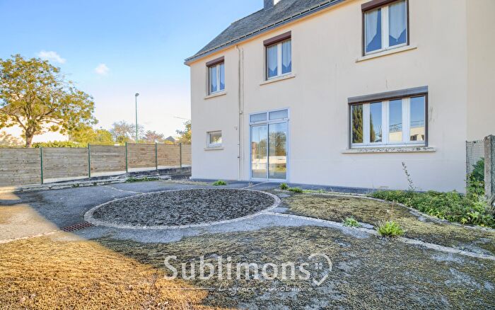 Maison à vendre - Ploërmel - 5 pièces - 4 chambres