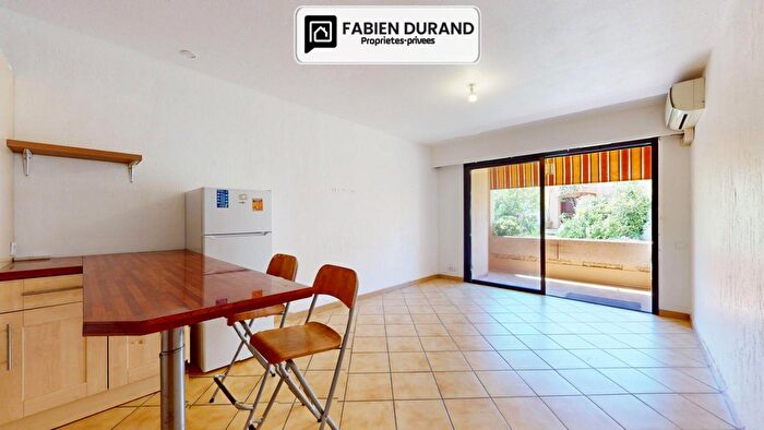 Cannes, Croix des Gardes - Appartement 1 pièce à vendre