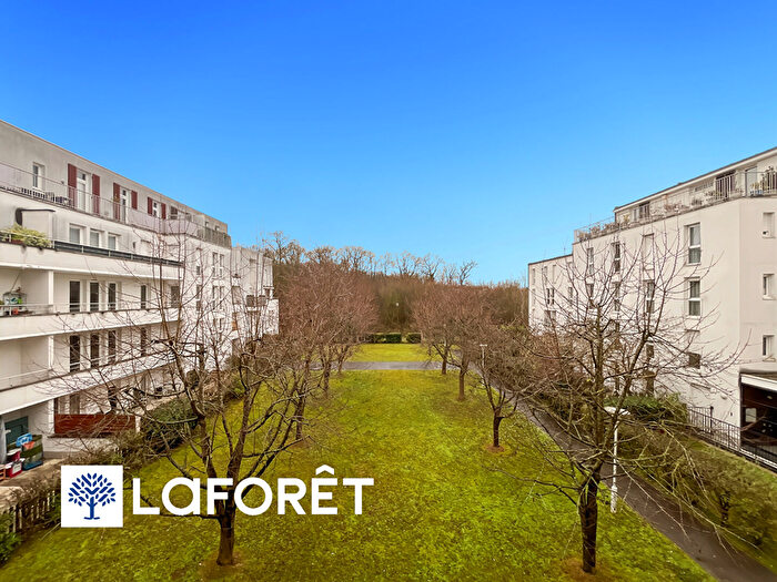 Appartement à vendre - Sainte-Geneviève-des-Bois, Les Aunettes - 2 pièces - 1 chambre