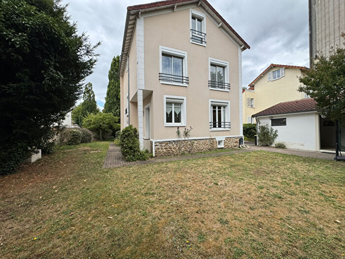 Maison à vendre - Saint-Maur-des-Fossés, Parc de Saint-Maur - 7 pièces - 4 chambres