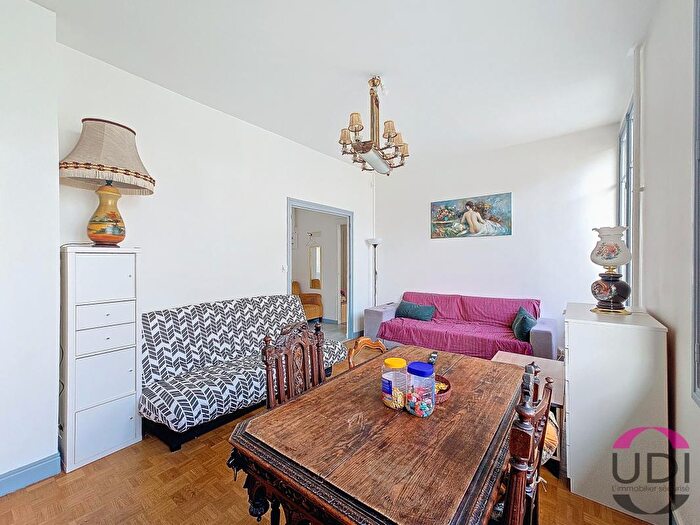 Appartement à vendre - Montluçon, Centre-ville, Les Forges - 4 pièces - 3 chambres