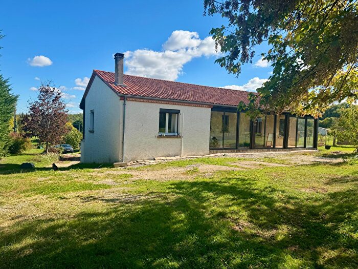 Boudy-de-Beauregard - Maison 5 pièces à vendre