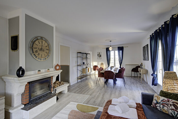 Maison 9 pièces à Fondettes, à vendre
