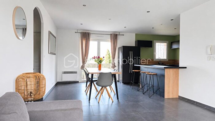 Lauris - Appartement 3 pièces à vendre