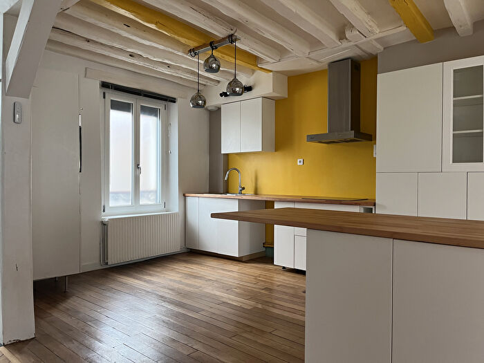 Maison à louer - Condé-Sainte-Libiaire - 5 pièces - 3 chambres