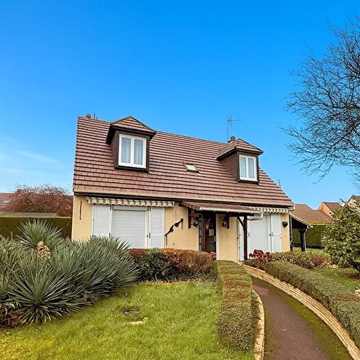 Maison à vendre - Neuilly-en-Thelle - 5 pièces - 3 chambres