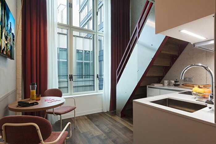 Appartement à louer - Gambetta, Paris ème arrondissement - 1 pièce - 1 chambre