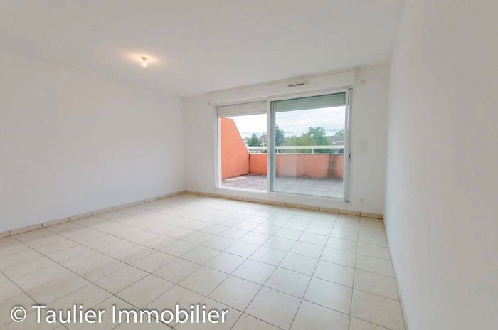 Appartement 3 pièces à louer à Saint-Hilaire-du-Rosier