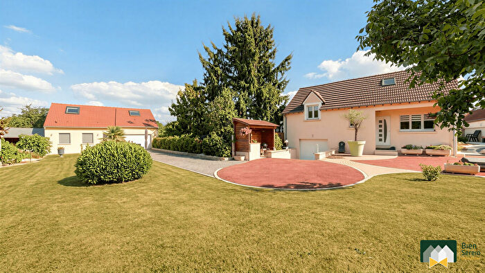 Nogent-sur-Eure - Maison 6 pièces à vendre