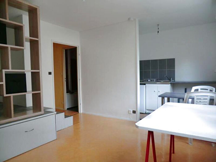 Appartement 1 pièce à Limoges, Bénédictins, Montplaisir, à louer