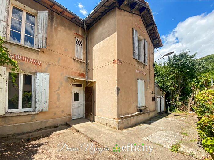 Maison 8 pièces à Saint-Jean-de-Valériscle, à vendre