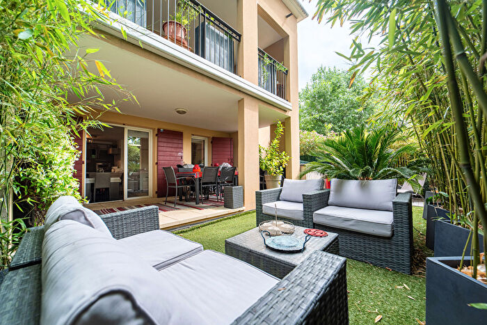 Appartement à vendre - Aix-en-Provence, Pont de lArc - 3 pièces - 2 chambres