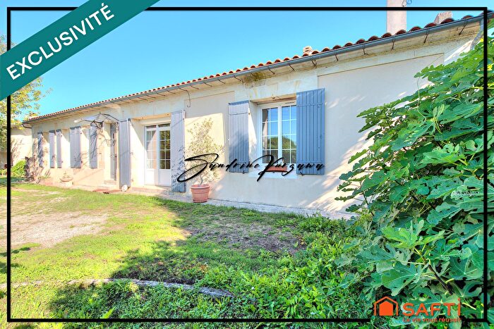 Maison à vendre - Saint-Androny - 12 pièces - 8 chambres