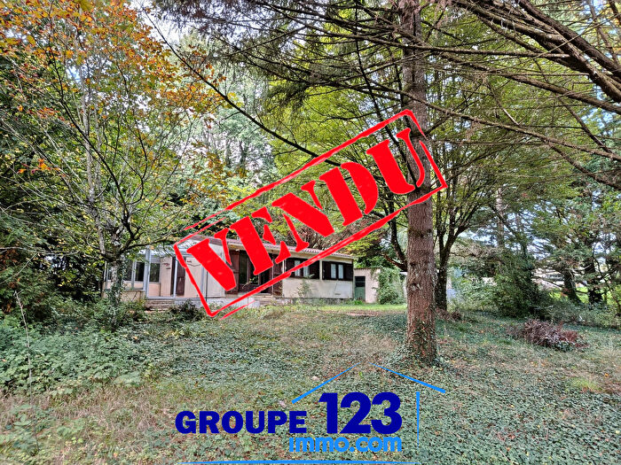 Maison à vendre - La Ferté-Loupière - 3 pièces - 2 chambres