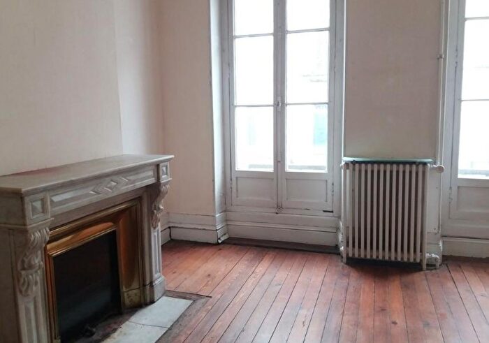 Appartement 3 pièces à Bordeaux, Fondaudège, à louer