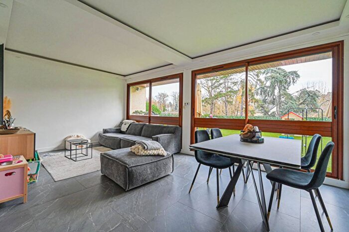 Appartement à louer - Beauregard, La Celle-Saint-Cloud - 3 pièces - 2 chambres