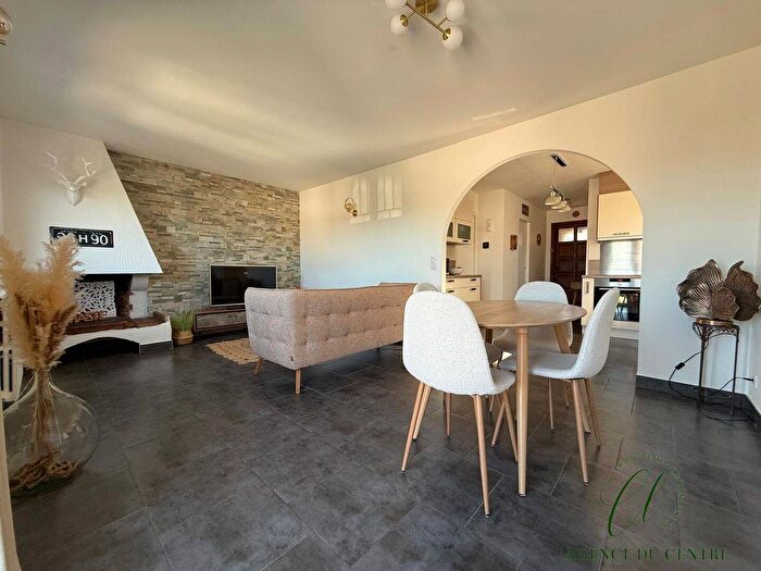 Appartement à louer - Saint-Paul-de-Vence - 2 pièces - 1 chambre