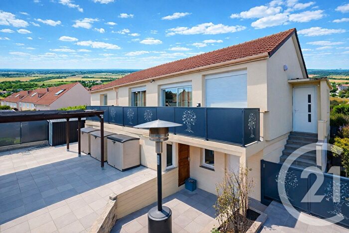 Maison à vendre - Viarmes - 4 pièces - 2 chambres