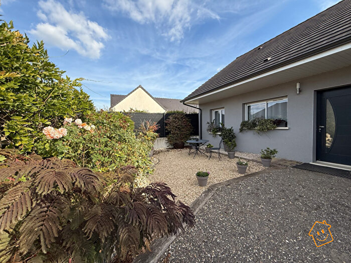 Maison à vendre - La Chapelle-Saint-Ursin - 7 pièces - 5 chambres