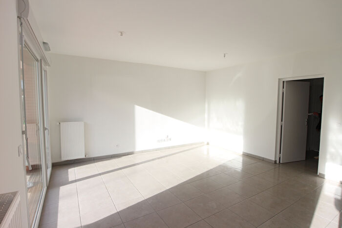 Appartement à louer - Saint-Laurent-de-Mure - 3 pièces - 2 chambres