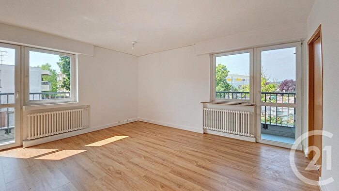 Appartement à louer - Maizières-lès-Metz - 5 pièces - 3 chambres