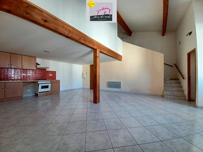 Appartement à louer - Lézignan-Corbières - 3 pièces - 2 chambres