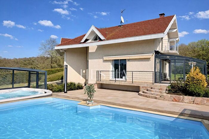 Maison à vendre - Saint-Martin-Bellevue - 5 pièces - 4 chambres