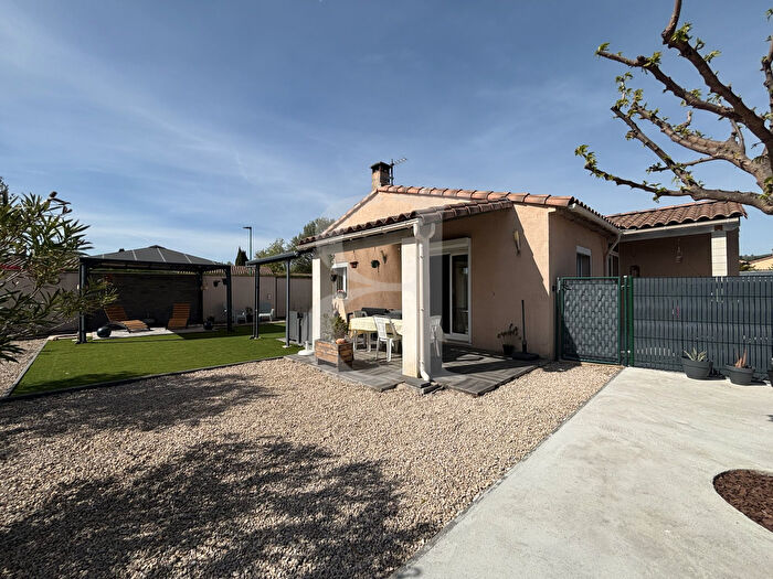 Vaison-la-Romaine : Maison 5 pièces à vendre