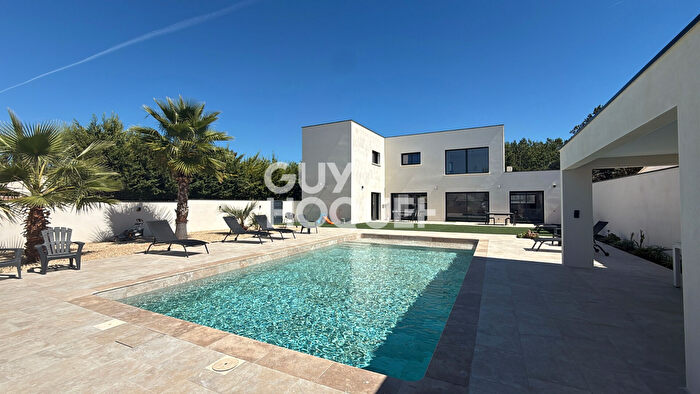 L'Isle-sur-la-Sorgue, Villevieille - Maison 6 pièces à vendre