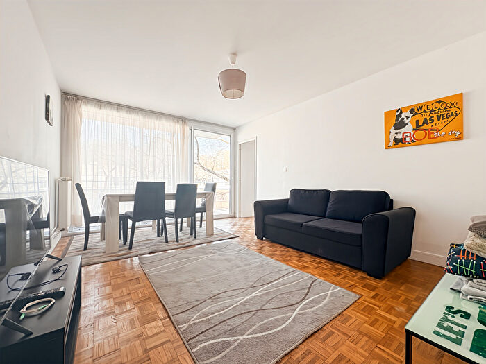 Appartement à vendre - Quartiers Nord-Ouest, Villejean - 4 pièces - 3 chambres