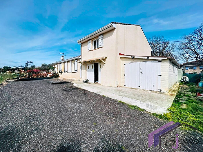 Maison à vendre - Lagardelle-sur-Lèze - 5 pièces - 4 chambres