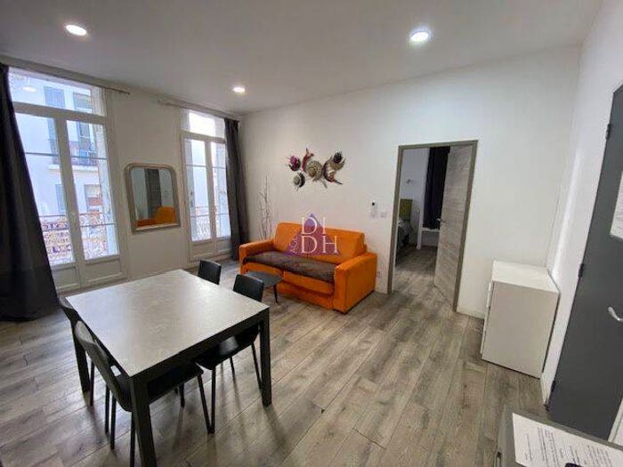 Appartement 2 pièces à louer - Vieille Ville, Hyères
