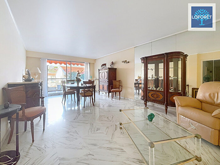 Appartement à vendre - Nice, Saint-Sylvestre - 5 pièces - 4 chambres