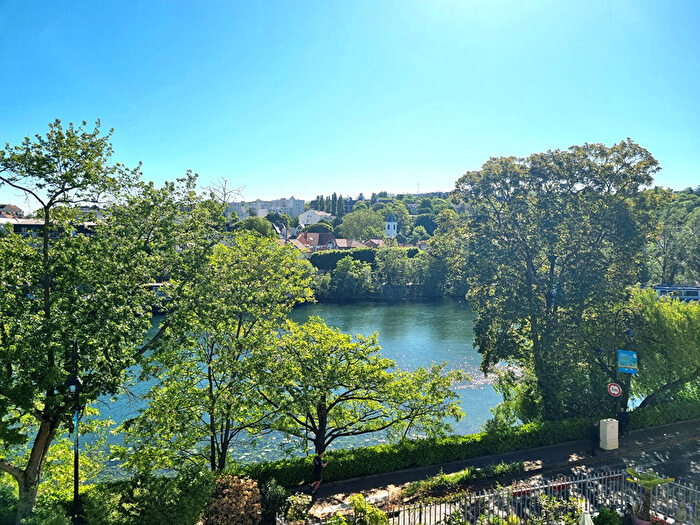 Appartement 3 pièces à Le Perreux-sur-Marne, Centre-ville, Quais dArgonne, à vendre