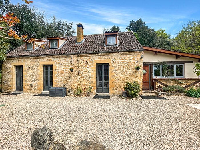 Maison à vendre - Sainte-Mondane - 6 pièces - 4 chambres